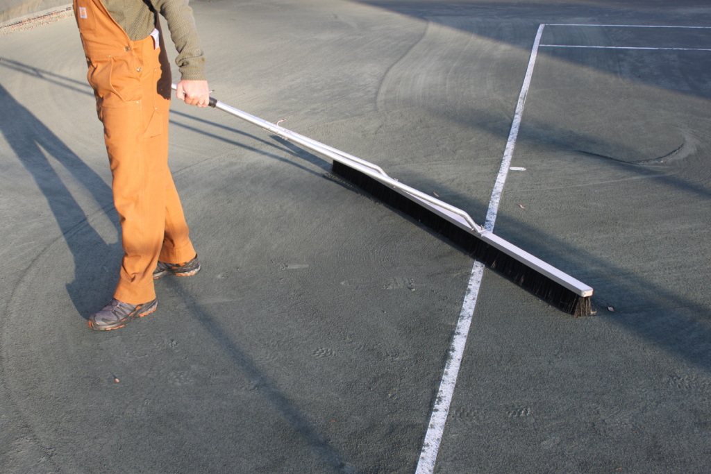 Drag Brush - Putterman Athletics